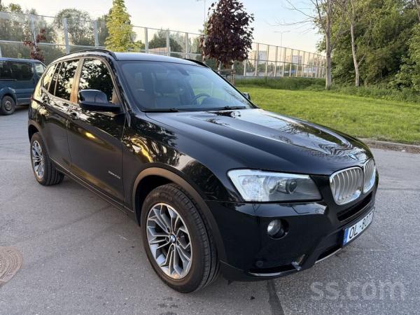 Black BMW X3 2012 in Riga, with an engine capacity of 2.00 L and mileage of 146 thousand km for 11900 €, photo 7 on AUTOMOTO.COM.LV
