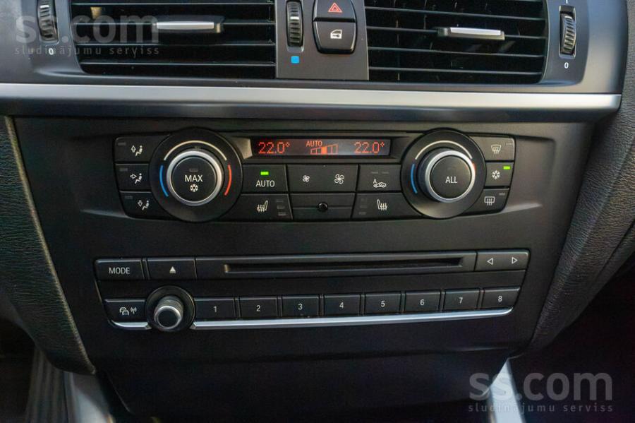 Black BMW X3 2012 in Riga, with an engine capacity of 2.00 L and mileage of 283 thousand km for 11350 €, photo 26 on AUTOMOTO.COM.LV