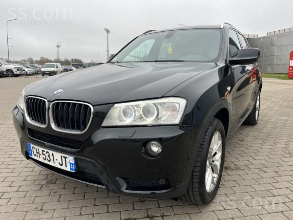 Black BMW X3 2012 in Riga, with an engine capacity of 2.00 L and mileage of 265 thousand km for 9500 €, photo 3 on AUTOMOTO.COM.LV