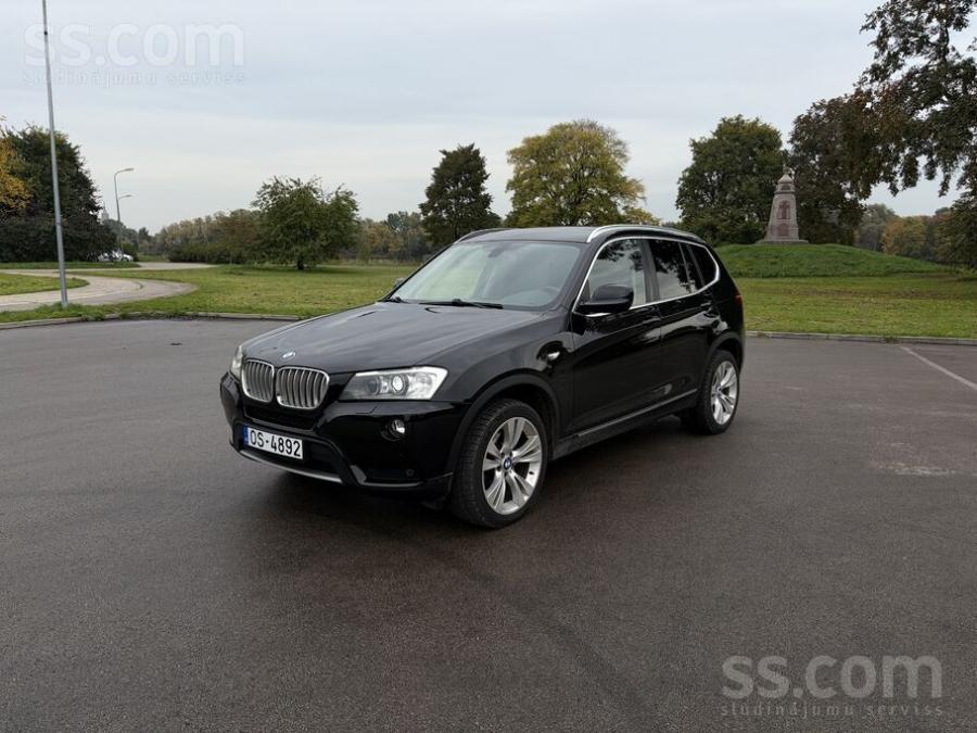 Melns BMW X3 2012 Rīga, ar dzinēja tilpumu 3.00 L un nobraukumu 302 tūkst. km par 10200 €, foto 1 vietnē AUTOMOTO.COM.LV