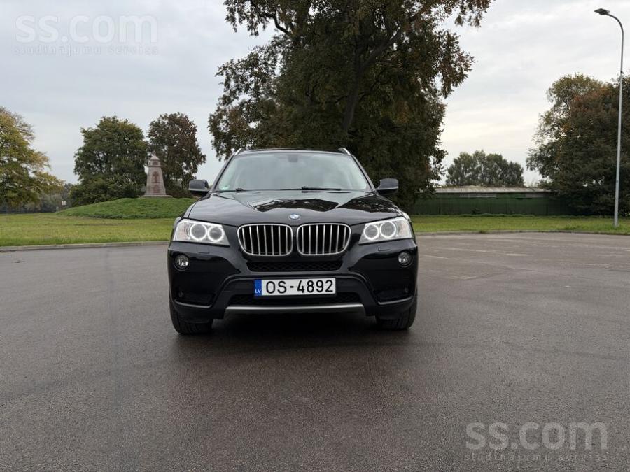 Melns BMW X3 2012 Rīga, ar dzinēja tilpumu 3.00 L un nobraukumu 302 tūkst. km par 10200 €, foto 3 vietnē AUTOMOTO.COM.LV