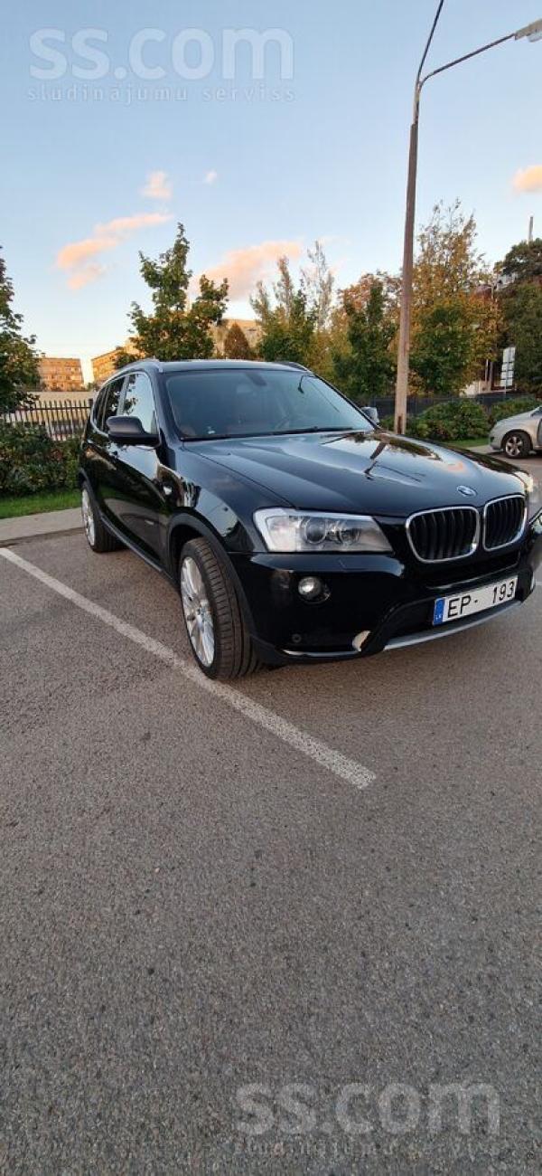 BMW X3 2012 Rīga vietnē Melns BMW X3 2012 Rīga, ar dzinēja tilpumu 2.00 L un nobraukumu 274 tūkst. km par 9875 €, foto 3 vietnē AUTOMOTO.COM.LV