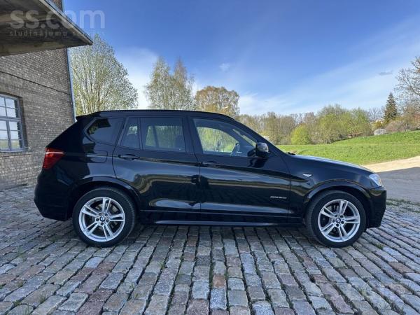 Black BMW X3 2013 in Riga, with an engine capacity of 3.00 L and mileage of 249 thousand km for 10950 €, photo 4 on AUTOMOTO.COM.LV