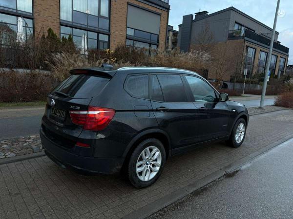 Black BMW X3 2013 in Riga, with an engine capacity of 0.00 L and mileage of 349 thousand km for 8995 €, photo 4 on AUTOMOTO.COM.LV