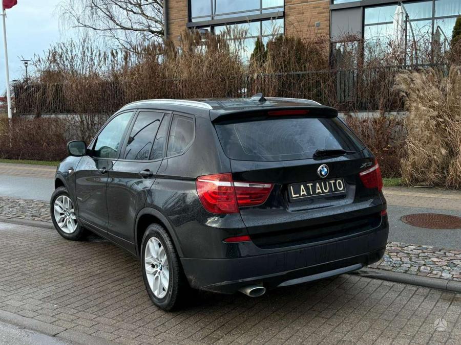 Black BMW X3 2013 in Riga, with an engine capacity of 0.00 L and mileage of 349 thousand km for 8995 €, photo 9 on AUTOMOTO.COM.LV