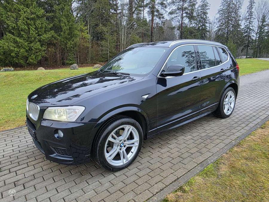 Black BMW X3 2013 in Telschi, with an engine capacity of 2.99 L and mileage of 217 thousand km for 11950 €, photo 7 on AUTOMOTO.COM.LV