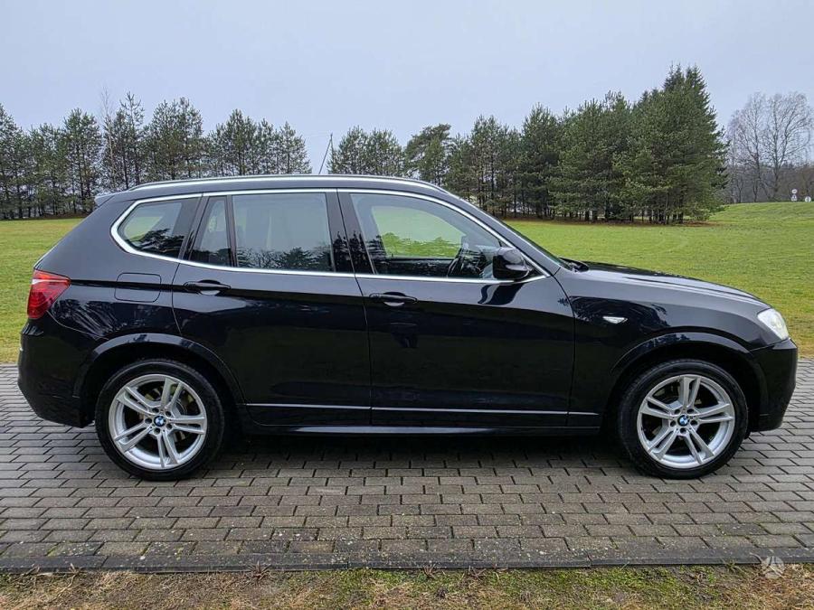 Black BMW X3 2013 in Telschi, with an engine capacity of 2.99 L and mileage of 217 thousand km for 11950 €, photo 12 on AUTOMOTO.COM.LV