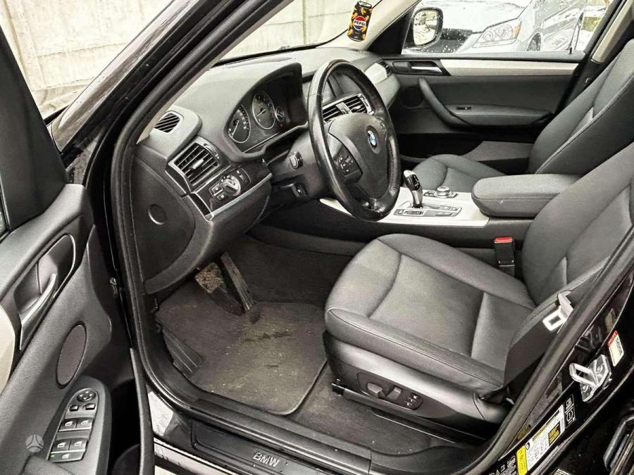 Black BMW X3 2013 in Alytus, with an engine capacity of 2.00 L and mileage of 210 thousand km for 9200 €, photo 10 on AUTOMOTO.COM.LV