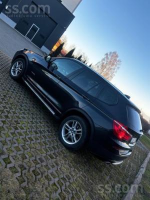 Black BMW X3 2013 in Riga, with an engine capacity of 2.00 L and mileage of 179 thousand km for 10500 €, photo 3 on AUTOMOTO.COM.LV