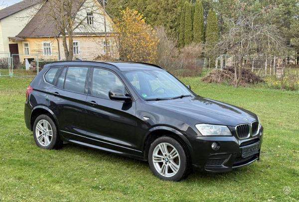 Black BMW X3 2013 in Moletai, with an engine capacity of 2.00 L and mileage of 238 thousand km for 9300 €, photo 8 on AUTOMOTO.COM.LV