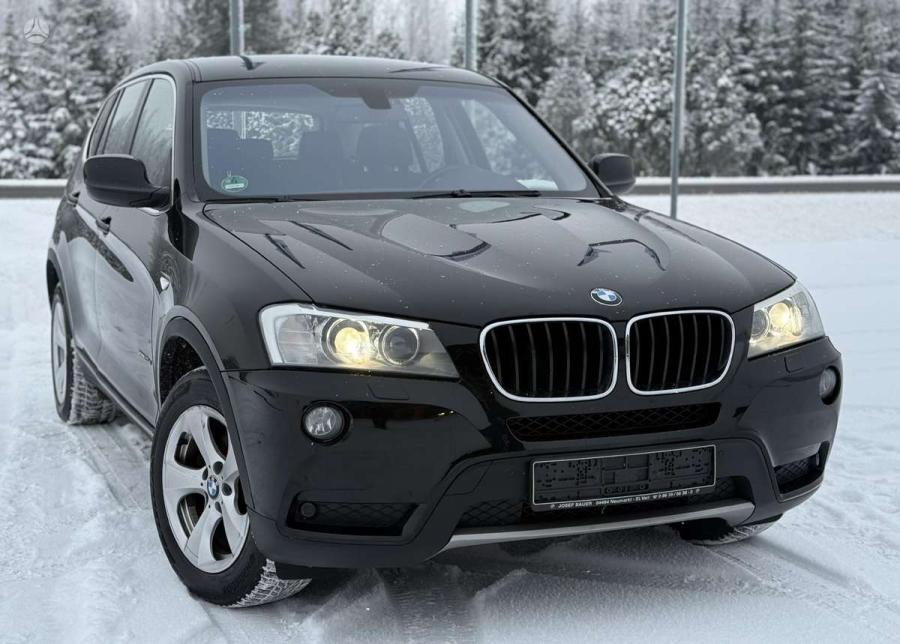 Black BMW X3 2013 in Raseiniai, with an engine capacity of 2.00 L and mileage of 241 thousand km for 10200 €, photo 1 on AUTOMOTO.COM.LV