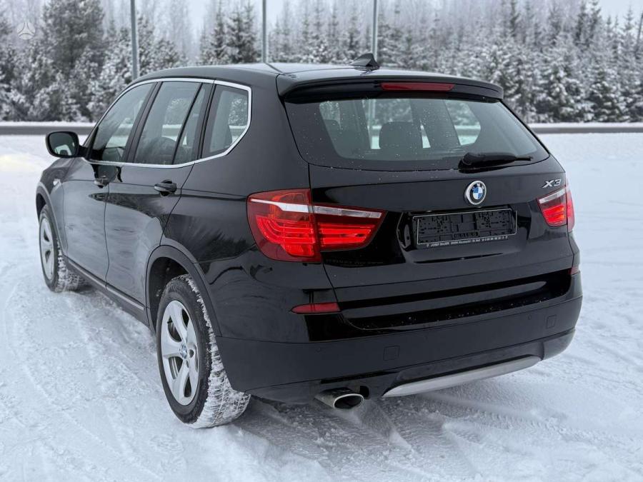 Black BMW X3 2013 in Raseiniai, with an engine capacity of 2.00 L and mileage of 241 thousand km for 10200 €, photo 4 on AUTOMOTO.COM.LV