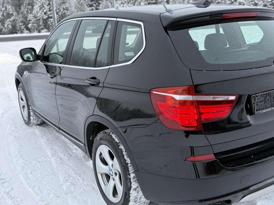 Black BMW X3 2013 in Raseiniai, with an engine capacity of 2.00 L and mileage of 241 thousand km for 10200 €, photo 10 on AUTOMOTO.COM.LV
