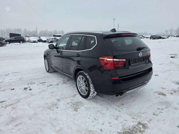 Melns BMW X3 2013 Marijampole, ar dzinēja tilpumu 3.00 L un nobraukumu 329 tūkst. km par 8250 €, foto 6 vietnē AUTOMOTO.COM.LV