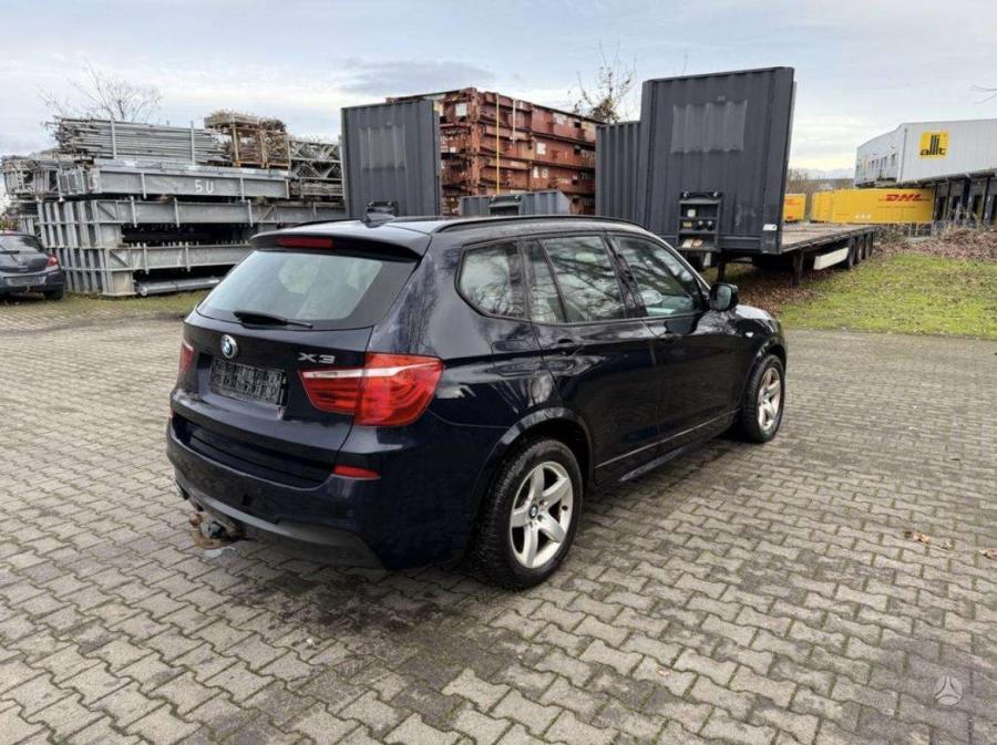 Black BMW X3 2013 in Utena, with an engine capacity of 2.99 L and mileage of 200 thousand km for 8250 €, photo 4 on AUTOMOTO.COM.LV