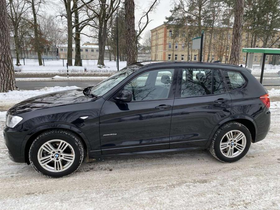 Melns BMW X3 2013 Alīta, ar dzinēja tilpumu 2.00 L un nobraukumu 240 tūkst. km par 4100 €, foto 7 vietnē AUTOMOTO.COM.LV