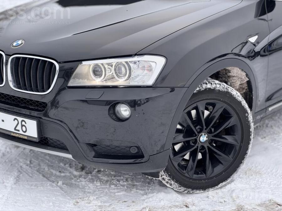 Black BMW X3 2013 in Riga, with an engine capacity of 2.00 L and mileage of 245 thousand km for 10750 €, photo 2 on AUTOMOTO.COM.LV