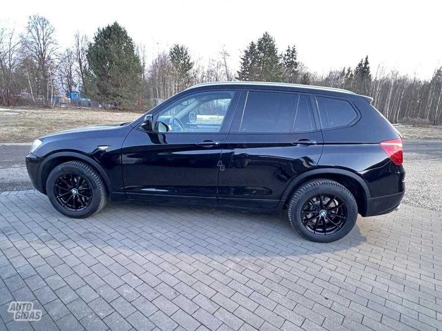 Melns BMW X3 2013 Viļņa, ar dzinēja tilpumu 2.00 L un nobraukumu 230 tūkst. km par 9500 €, foto 4 vietnē AUTOMOTO.COM.LV