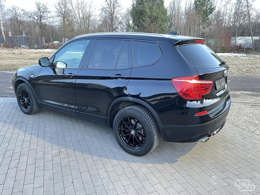Melns BMW X3 2013 Viļņa, ar dzinēja tilpumu 2.00 L un nobraukumu 230 tūkst. km par 9500 €, foto 5 vietnē AUTOMOTO.COM.LV
