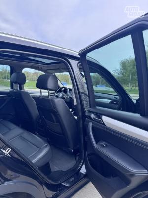 Black BMW X3 2013 in Vilnius, with an engine capacity of 2.00 L and mileage of 421 thousand km for 11300 €, photo 9 on AUTOMOTO.COM.LV