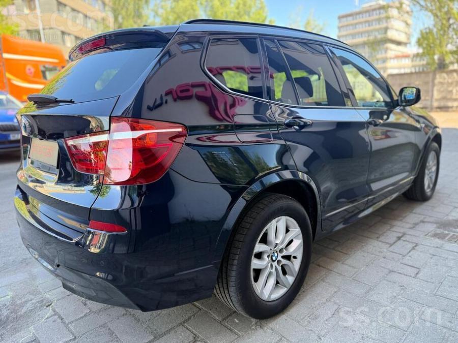 Black BMW X3 2013 in Riga, with an engine capacity of 2.00 L and mileage of 283 thousand km for 10500 €, photo 6 on AUTOMOTO.COM.LV