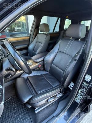 Black BMW X3 2013 in Riga, with an engine capacity of 2.00 L and mileage of 283 thousand km for 10500 €, photo 15 on AUTOMOTO.COM.LV