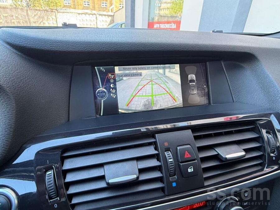 Black BMW X3 2013 in Riga, with an engine capacity of 2.00 L and mileage of 283 thousand km for 10500 €, photo 22 on AUTOMOTO.COM.LV