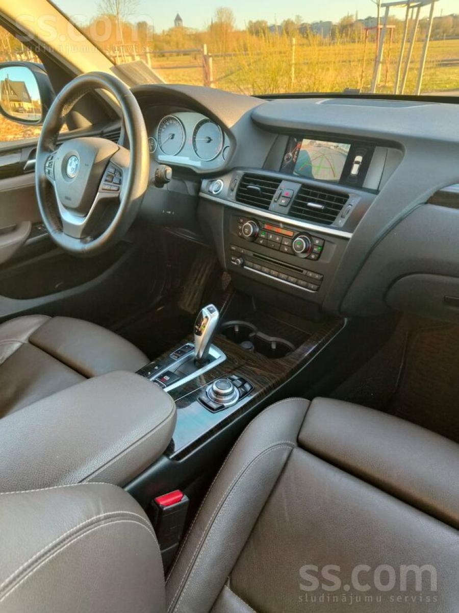 Black BMW X3 2013 in Jelgava, with an engine capacity of 2.00 L and mileage of 170 thousand km for 12000 €, photo 7 on AUTOMOTO.COM.LV