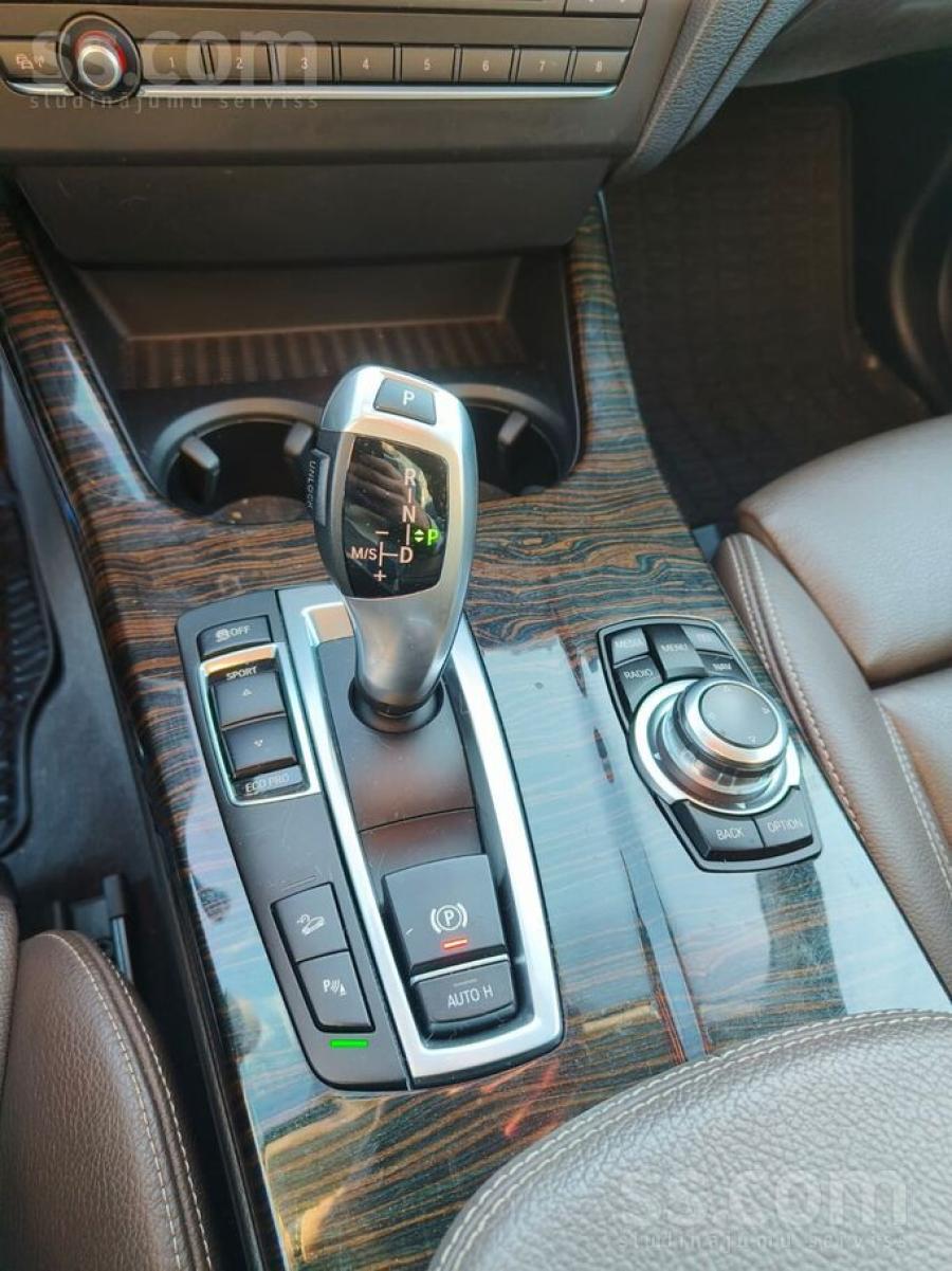 Black BMW X3 2013 in Jelgava, with an engine capacity of 2.00 L and mileage of 170 thousand km for 12000 €, photo 14 on AUTOMOTO.COM.LV