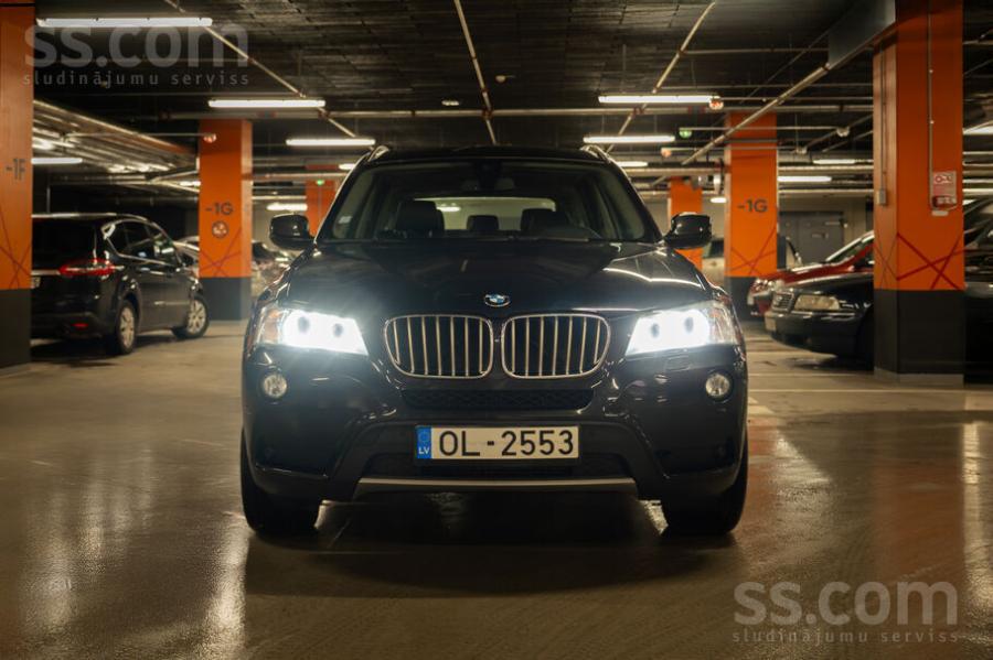 Black BMW X3 2013 in Riga, with an engine capacity of 2.00 L and mileage of 185 thousand km for 13500 €, photo 1 on AUTOMOTO.COM.LV