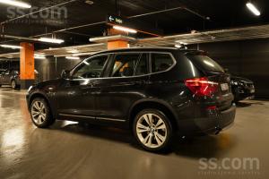 Black BMW X3 2013 in Riga, with an engine capacity of 2.00 L and mileage of 185 thousand km for 13500 €, photo 5 on AUTOMOTO.COM.LV