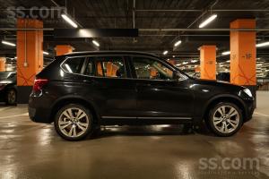 Black BMW X3 2013 in Riga, with an engine capacity of 2.00 L and mileage of 185 thousand km for 13500 €, photo 8 on AUTOMOTO.COM.LV