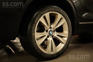 Black BMW X3 2013 in Riga, with an engine capacity of 2.00 L and mileage of 185 thousand km for 13500 €, photo 26 on AUTOMOTO.COM.LV