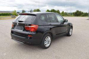 Black BMW X3 2013 in Utena, with an engine capacity of 2.00 L and mileage of 215 thousand km for 13000 €, photo 5 on AUTOMOTO.COM.LV