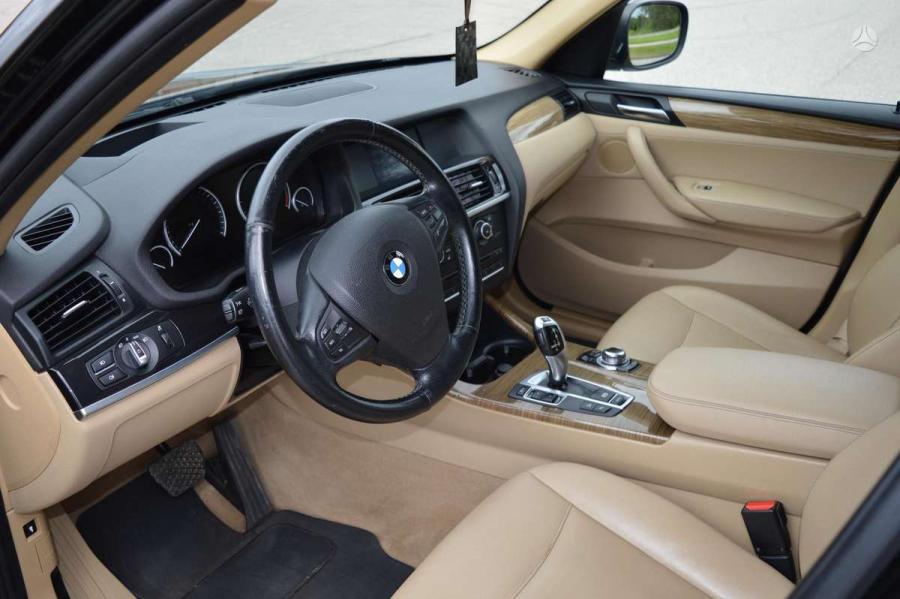 Black BMW X3 2013 in Utena, with an engine capacity of 2.00 L and mileage of 215 thousand km for 13000 €, photo 6 on AUTOMOTO.COM.LV