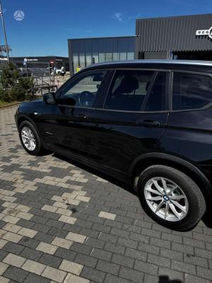 Melns BMW X3 2013 Šauļi, ar dzinēja tilpumu 2.00 L un nobraukumu 247 tūkst. km par 11500 €, foto 5 vietnē AUTOMOTO.COM.LV