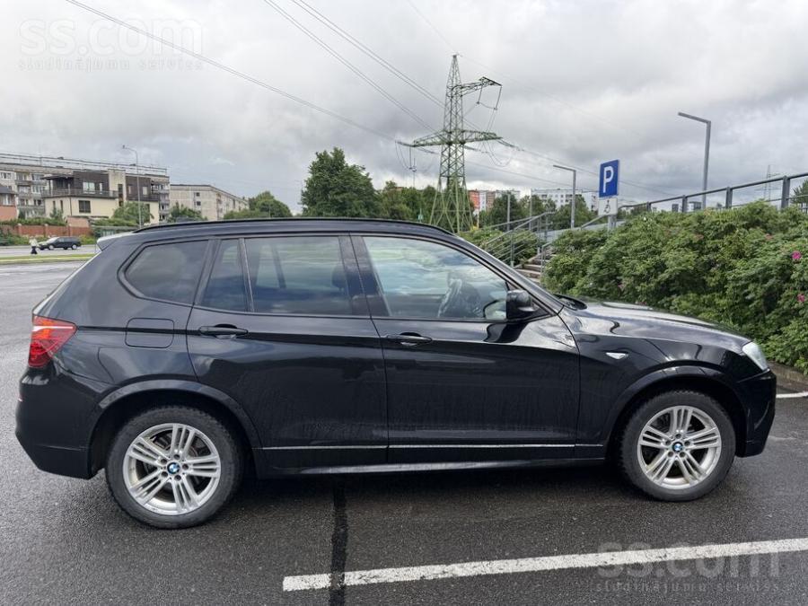 Black BMW X3 2013 in Riga, with an engine capacity of 3.00 L and mileage of 290 thousand km for 11900 €, photo 17 on AUTOMOTO.COM.LV