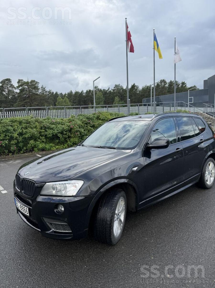 Black BMW X3 2013 in Riga, with an engine capacity of 3.00 L and mileage of 290 thousand km for 11900 €, photo 21 on AUTOMOTO.COM.LV