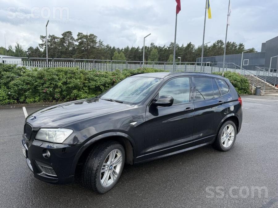 Black BMW X3 2013 in Riga, with an engine capacity of 3.00 L and mileage of 290 thousand km for 11900 €, photo 22 on AUTOMOTO.COM.LV