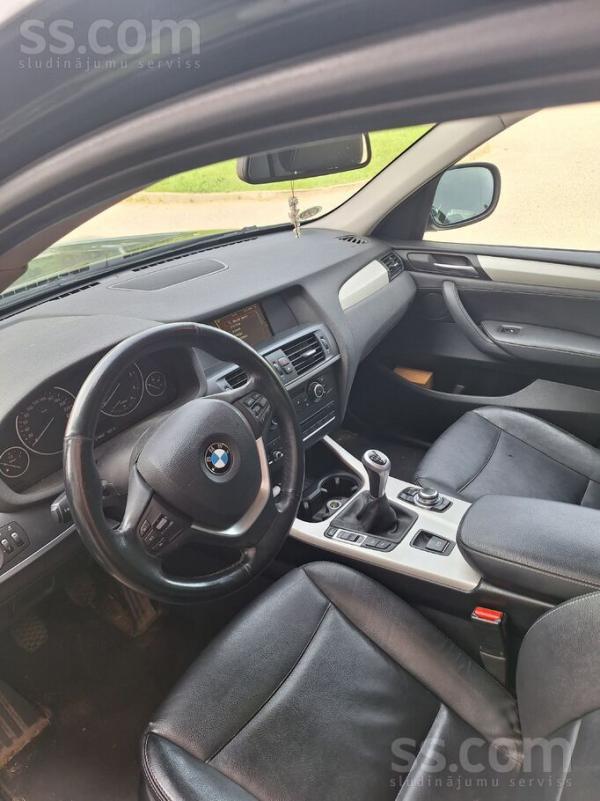Melns BMW X3 2013 Kuldīga, ar dzinēja tilpumu 2.00 L un nobraukumu 270 tūkst. km par 13100 €, foto 7 vietnē AUTOMOTO.COM.LV