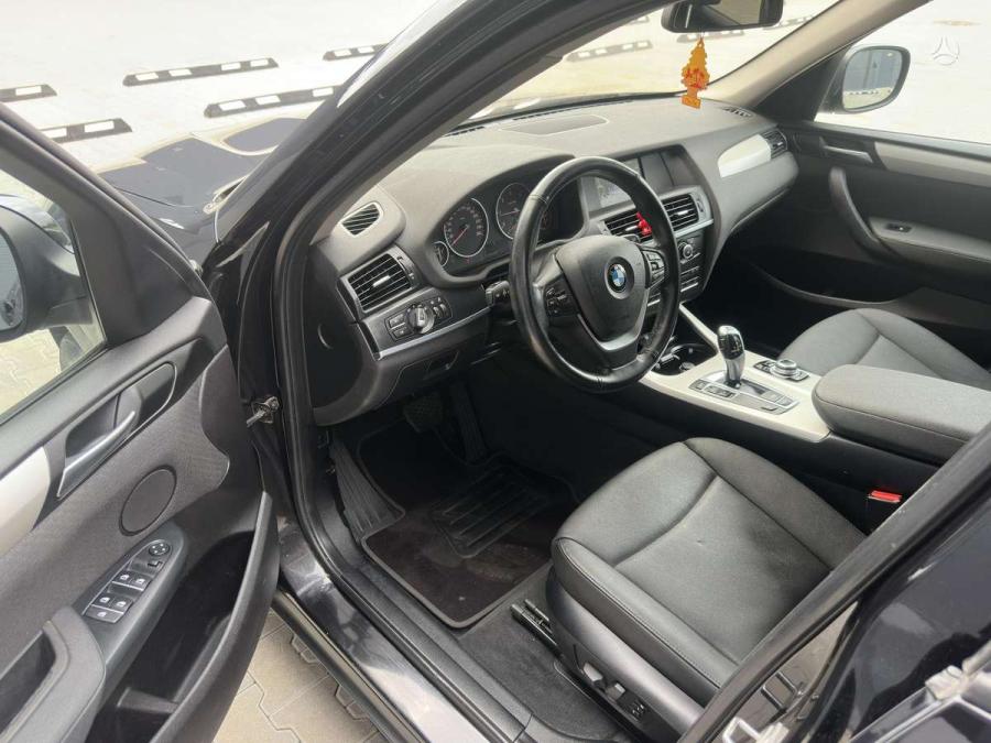 Black BMW X3 2013 in Siauliai, with an engine capacity of 2.00 L and mileage of 238 thousand km for 8850 €, photo 20 on AUTOMOTO.COM.LV