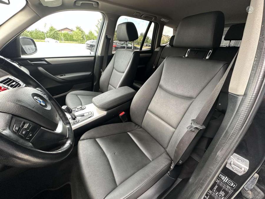 Black BMW X3 2013 in Siauliai, with an engine capacity of 2.00 L and mileage of 238 thousand km for 8850 €, photo 22 on AUTOMOTO.COM.LV