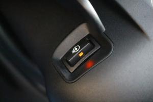 Black BMW X3 2013 in Riga, with an engine capacity of 3.00 L and mileage of 221 thousand km for 12990 €, photo 26 on AUTOMOTO.COM.LV