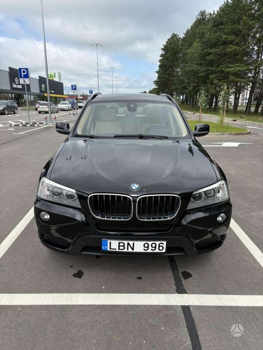Black BMW X3 2013 in Utena, with an engine capacity of 2.00 L and mileage of 195 thousand km for 6600 €, photo 6 on AUTOMOTO.COM.LV