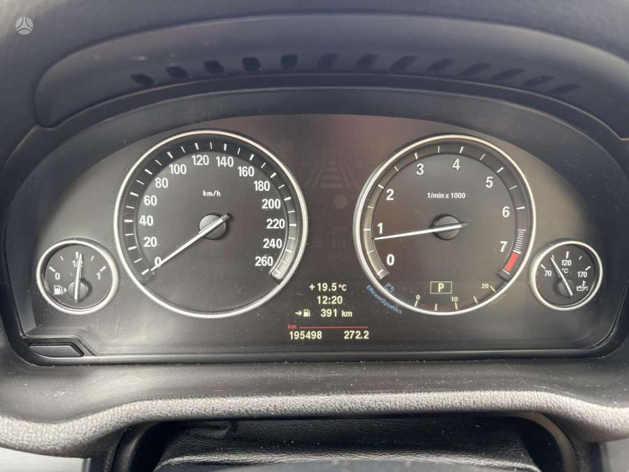 Black BMW X3 2013 in Utena, with an engine capacity of 2.00 L and mileage of 195 thousand km for 6600 €, photo 9 on AUTOMOTO.COM.LV