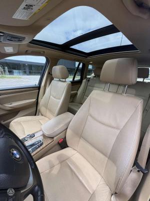 Black BMW X3 2013 in Utena, with an engine capacity of 2.00 L and mileage of 195 thousand km for 6600 €, photo 16 on AUTOMOTO.COM.LV