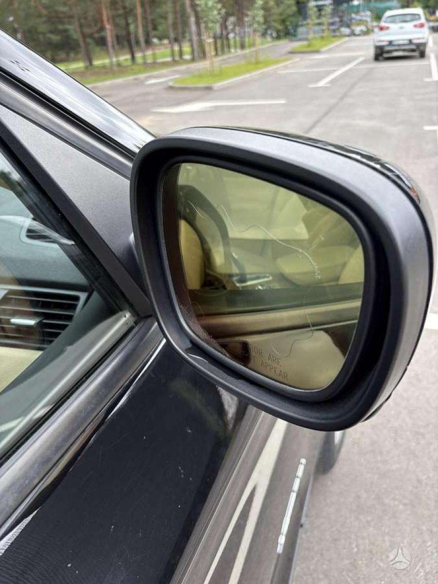 Black BMW X3 2013 in Utena, with an engine capacity of 2.00 L and mileage of 195 thousand km for 6600 €, photo 21 on AUTOMOTO.COM.LV