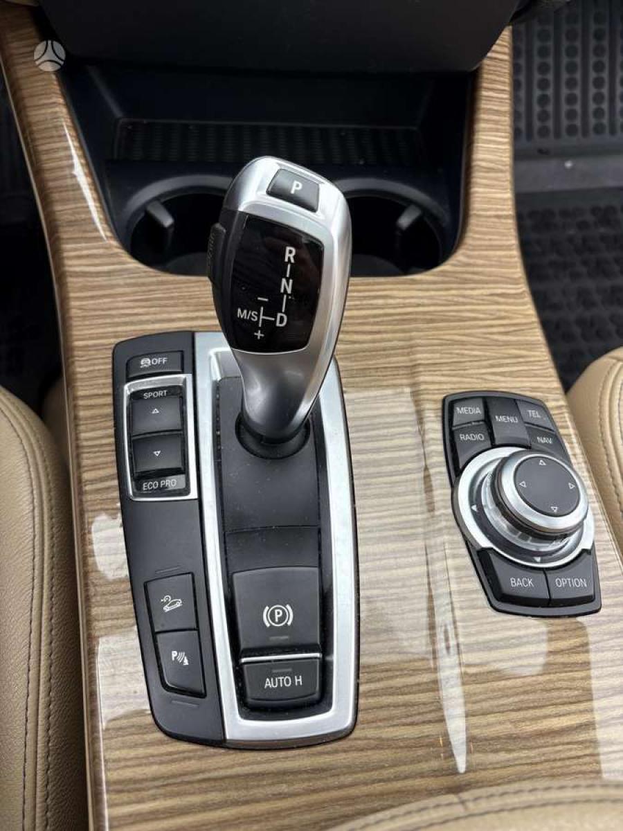 Black BMW X3 2013 in Utena, with an engine capacity of 2.00 L and mileage of 195 thousand km for 6600 €, photo 28 on AUTOMOTO.COM.LV