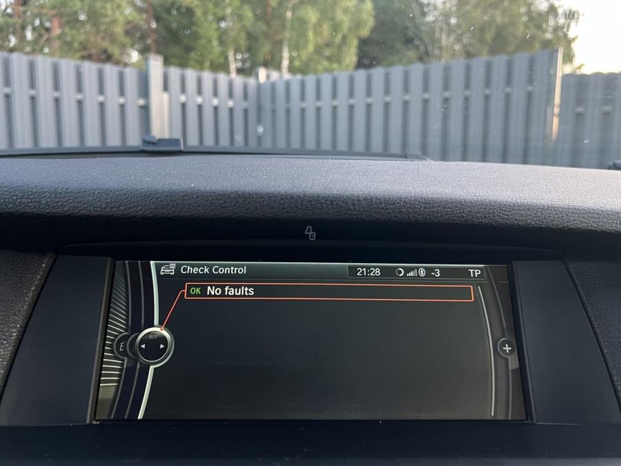Black BMW X3 2013 in Vilnius, with an engine capacity of 2.00 L and mileage of 185 thousand km for 8300 €, photo 25 on AUTOMOTO.COM.LV