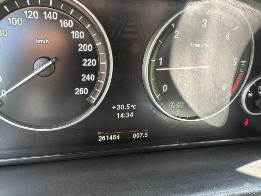 Black BMW X3 2013 in Alytus, with an engine capacity of 2.00 L and mileage of 261 thousand km for 12600 €, photo 31 on AUTOMOTO.COM.LV